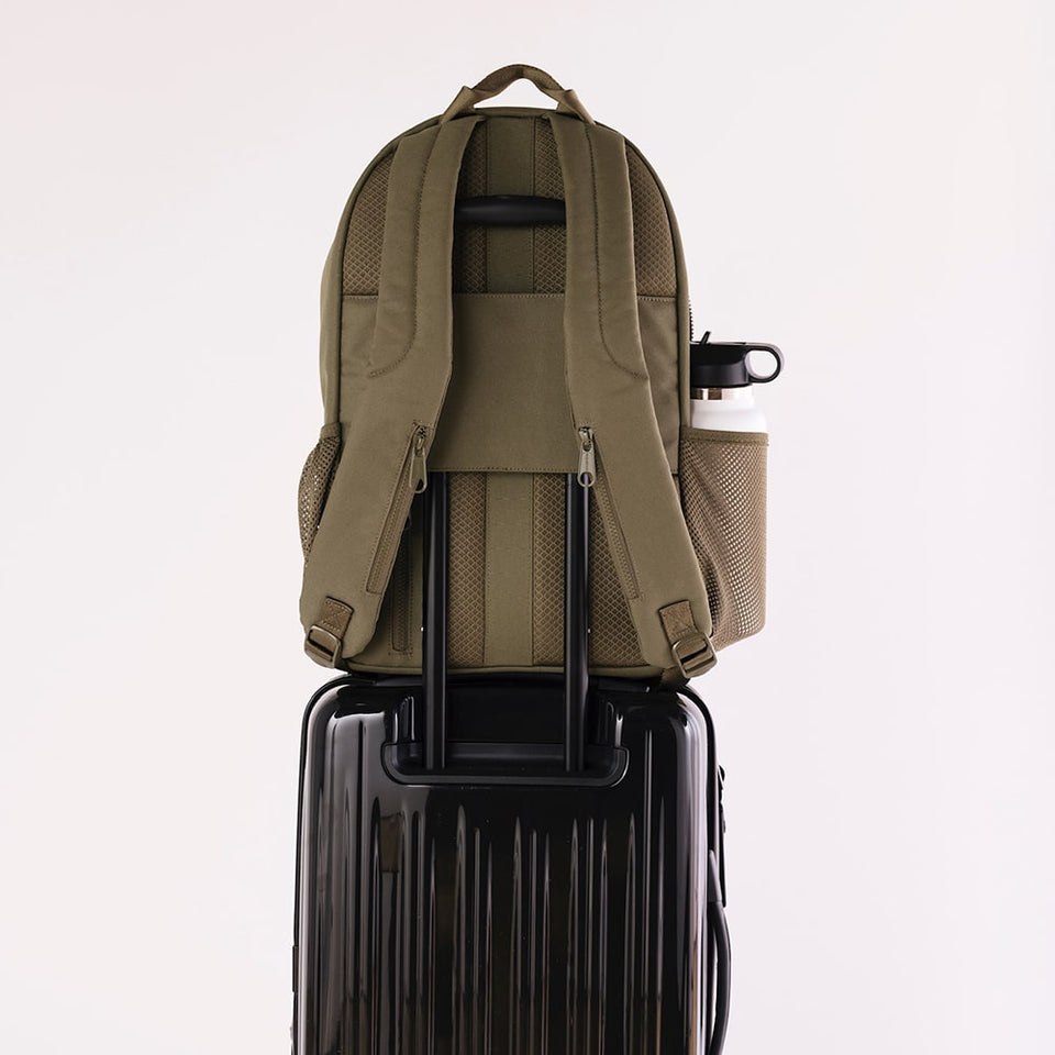 classic noa backpack – augustnoa